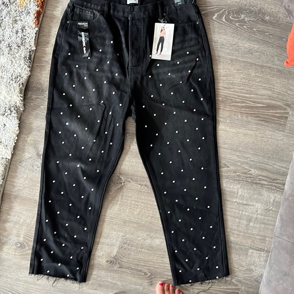Simple Society | Jeans | New Simple Society Jeans With Rhinestones ...